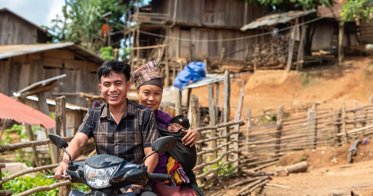 Forging paths for new life | Tearfund Australia
